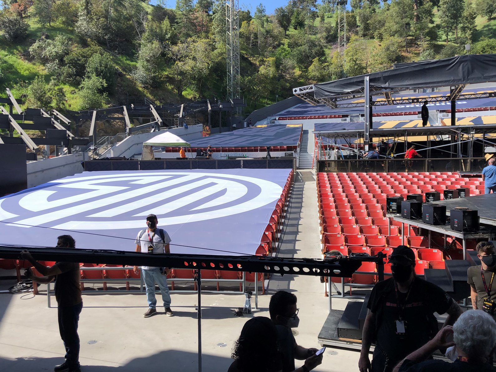 A Larger-Than-Life Riot Games Activation