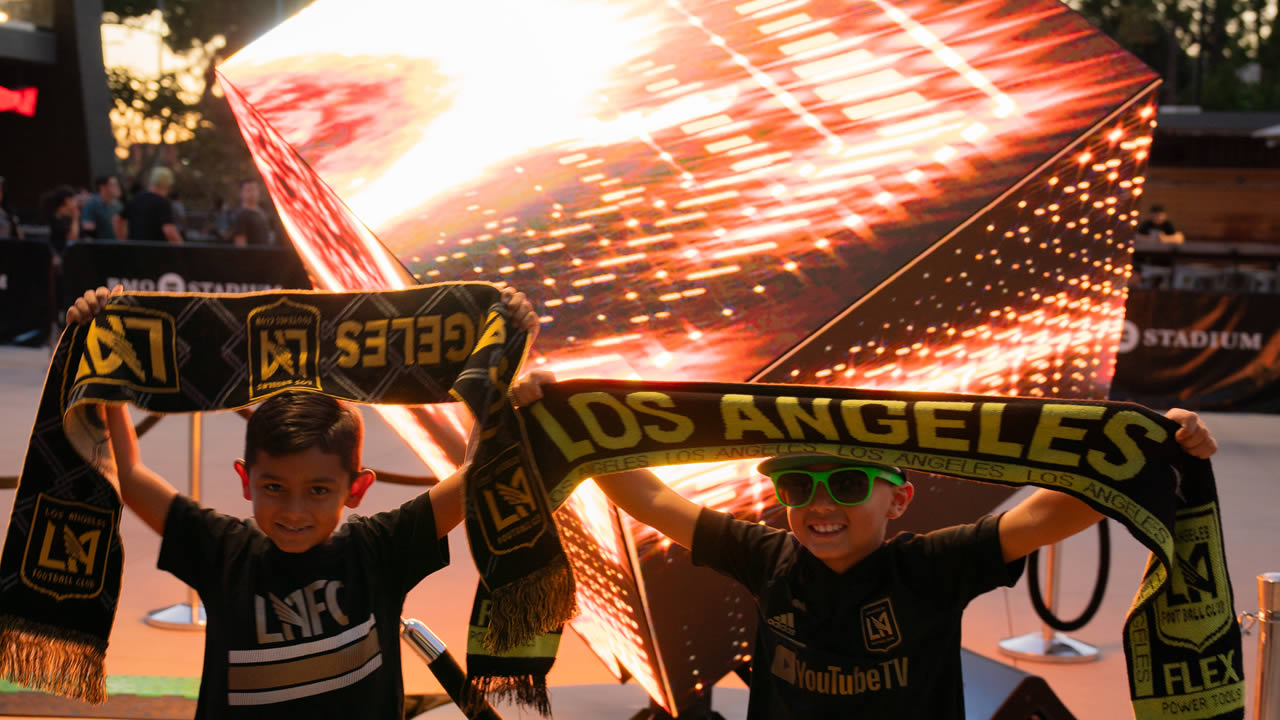 Leveraging the LED Cube to Transform Events into Interactive Spaces